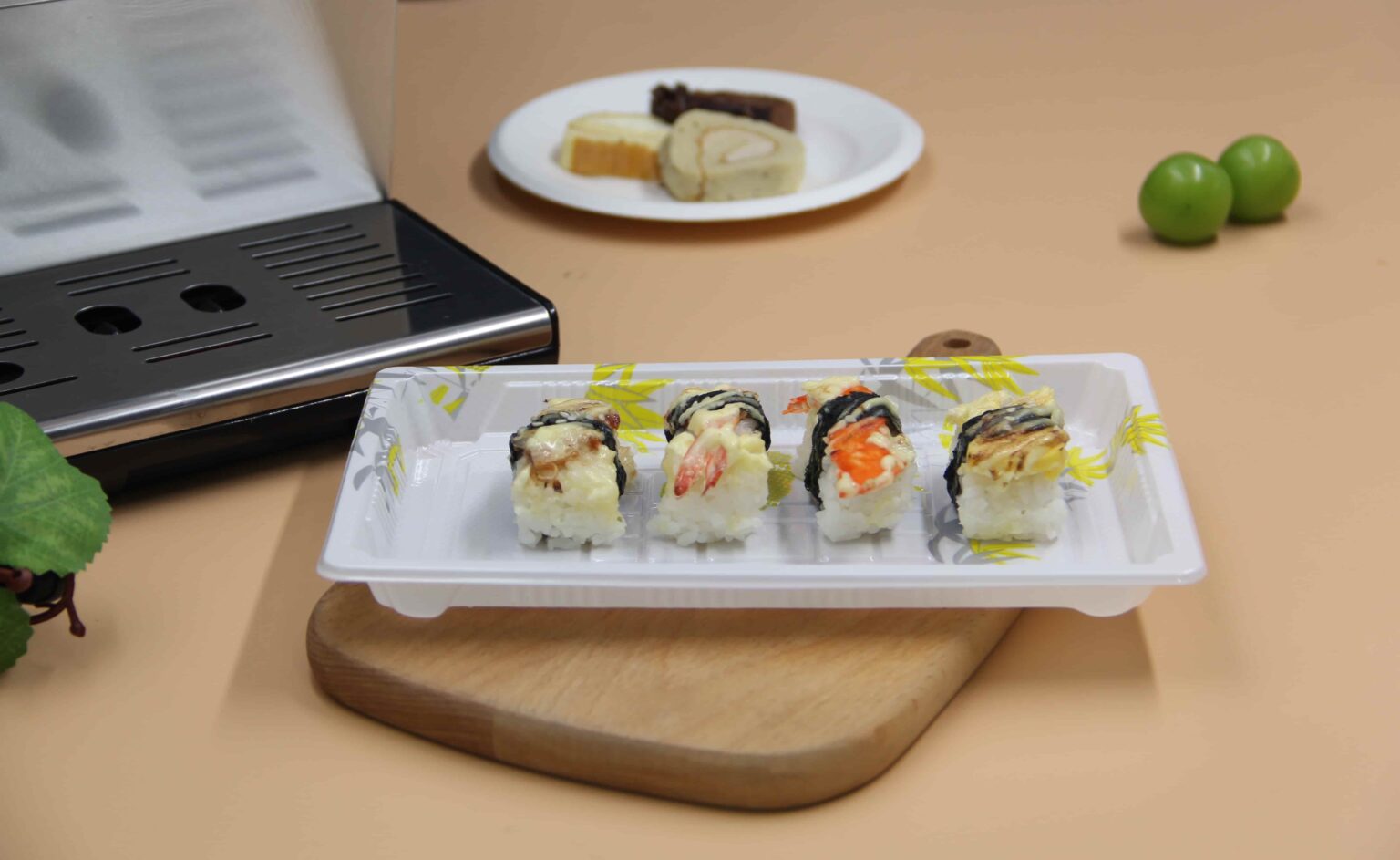 PET Colored Sushi Trays With Clear Lids: Premium Food Presentation ...